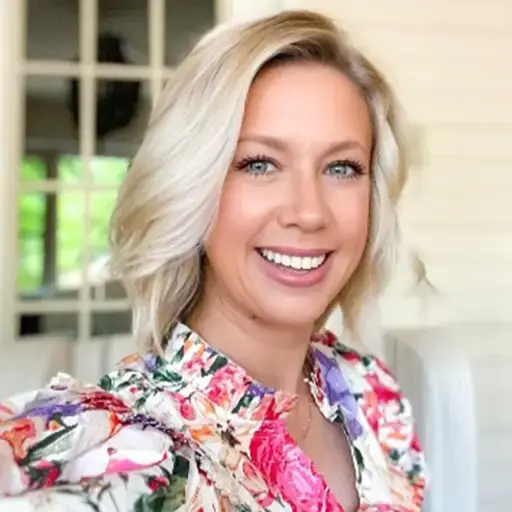 Mia King - Longview Museum of Fine Arts